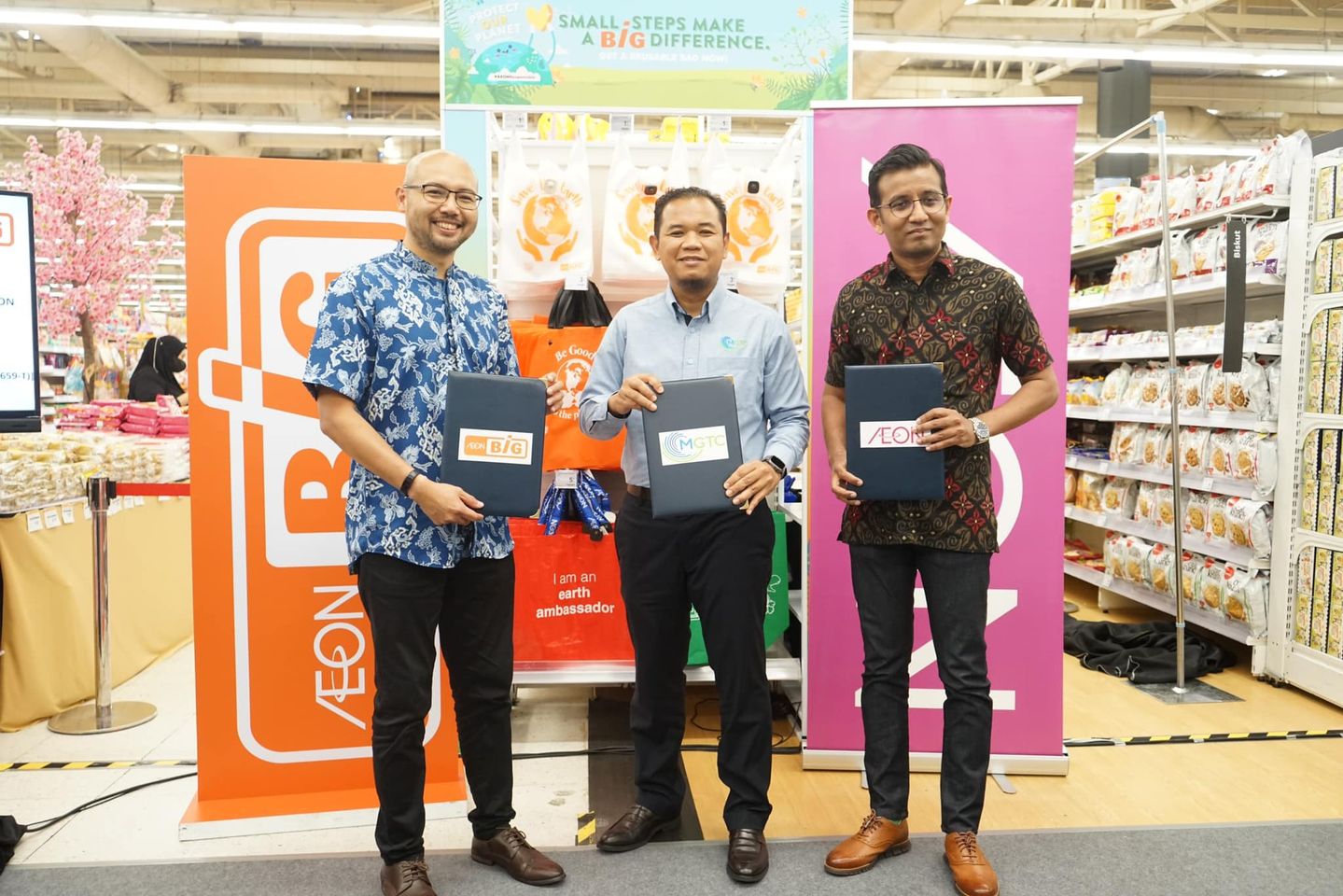 MGTC together with AEON and AEONBig has officially signed a Memorandum ...