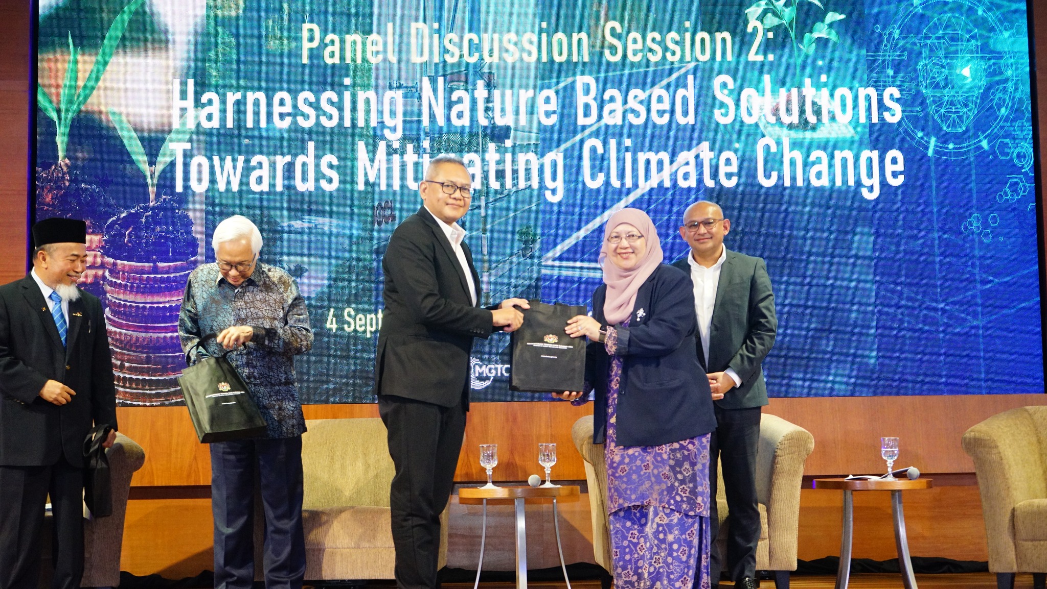 Climate Change Forum Road to COP28 and the Launching of the Advisory ...